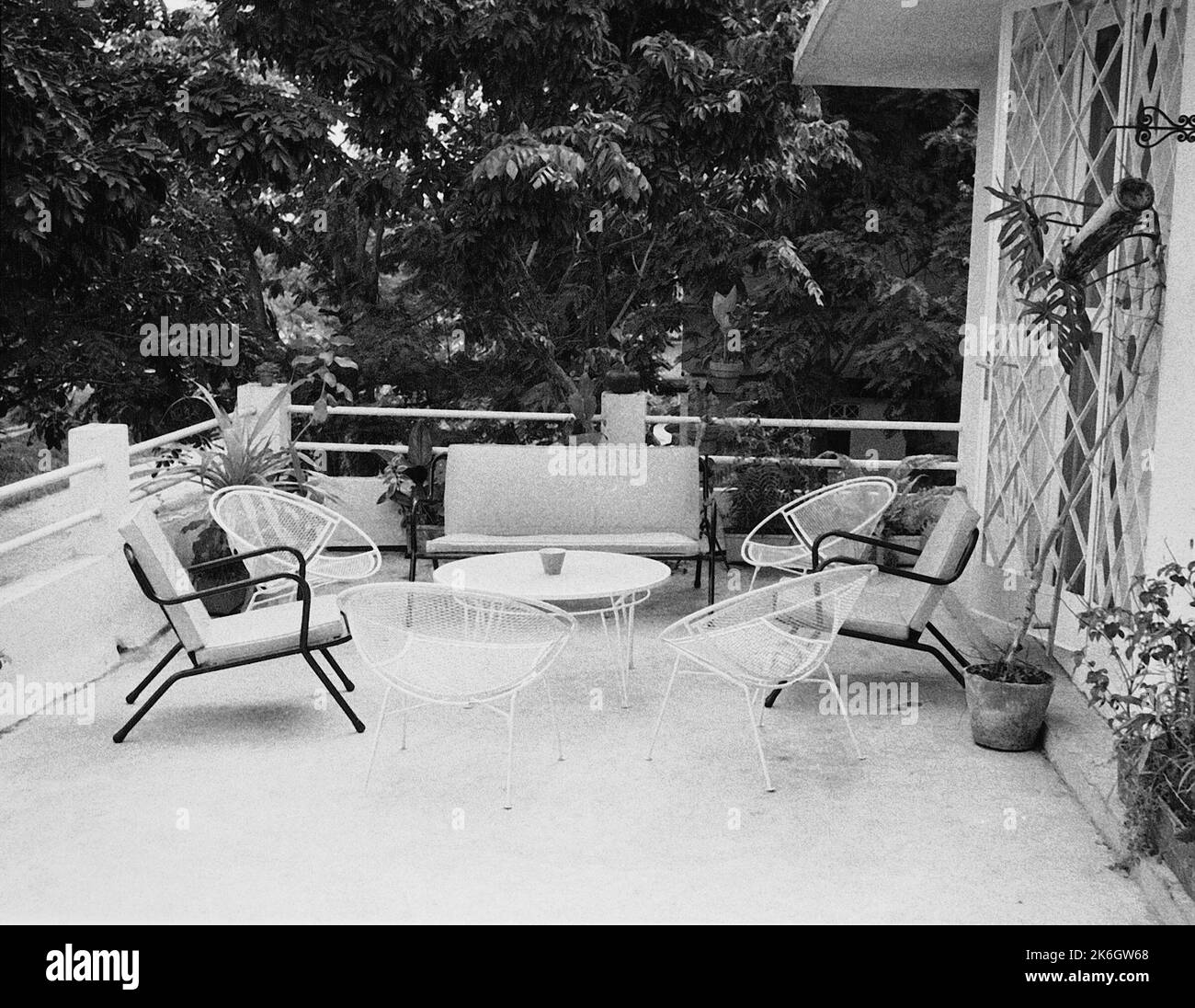 Kinshasa - Mid-Level Position Residence - 1965, United States ...