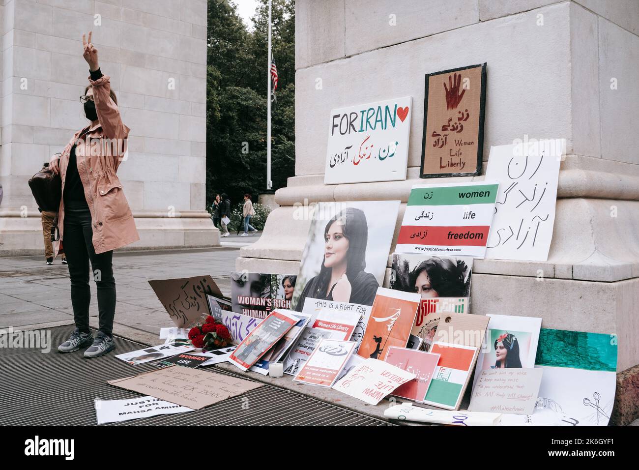 Mahsa amini woman life freedom hi-res stock photography and images - Alamy