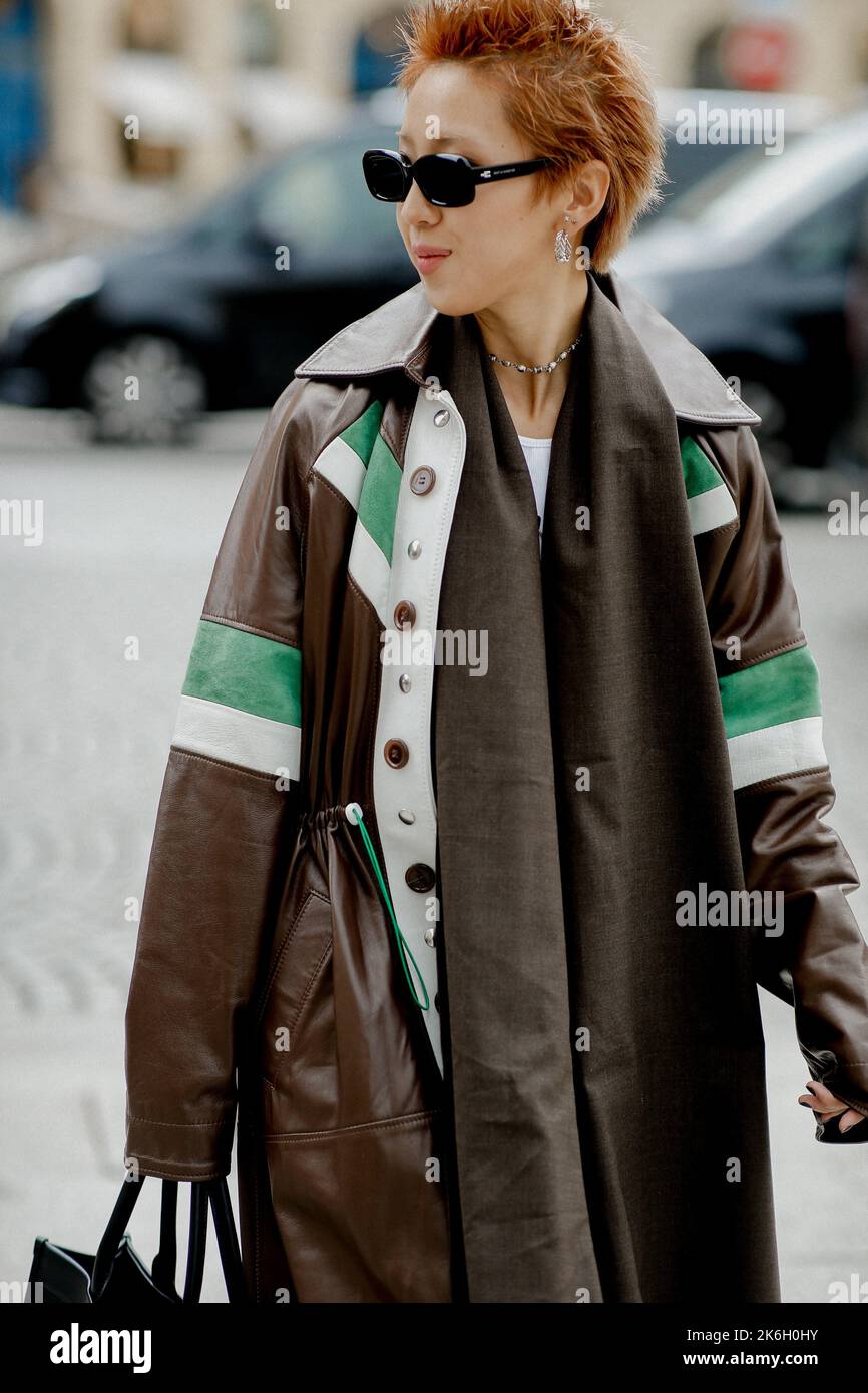 Street style, Nara Kim arriving at Schiaparelli Spring Summer 2023 ...