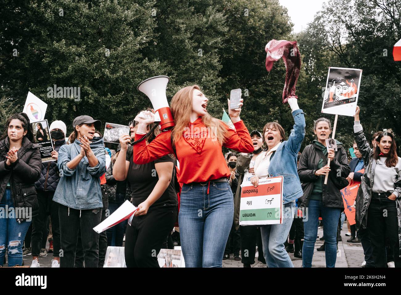 Woman life freedom signs hi-res stock photography and images - Alamy