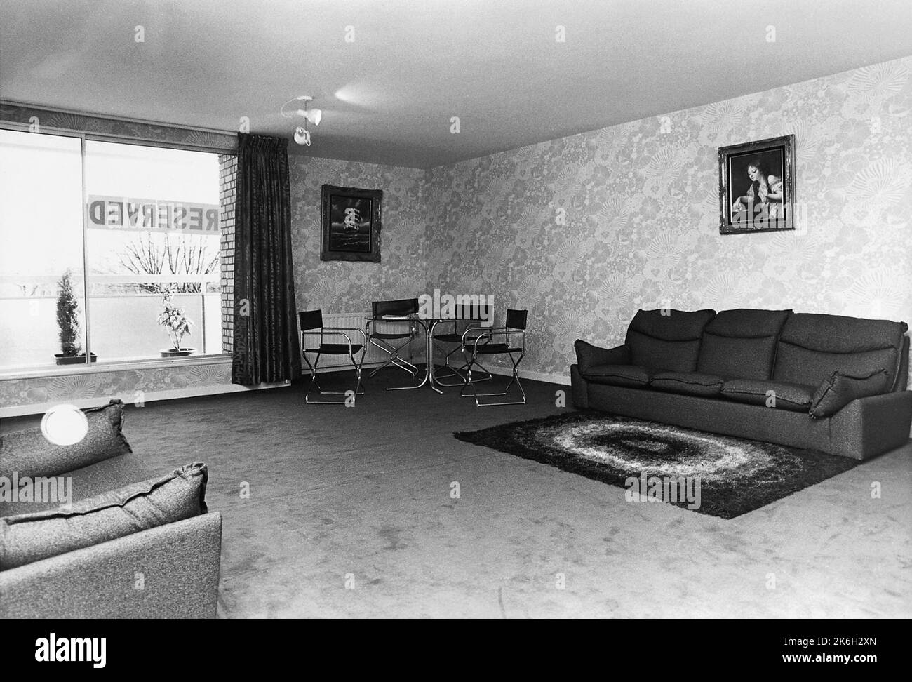 London - Multi-Unit Residential Building - 1975, United States ...