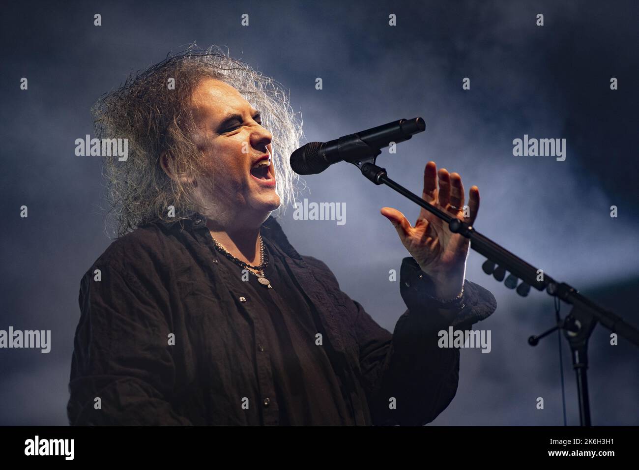 Robert Smith in The Cure at Avicii Arena, Stockholm, Sweden, 10 October ...