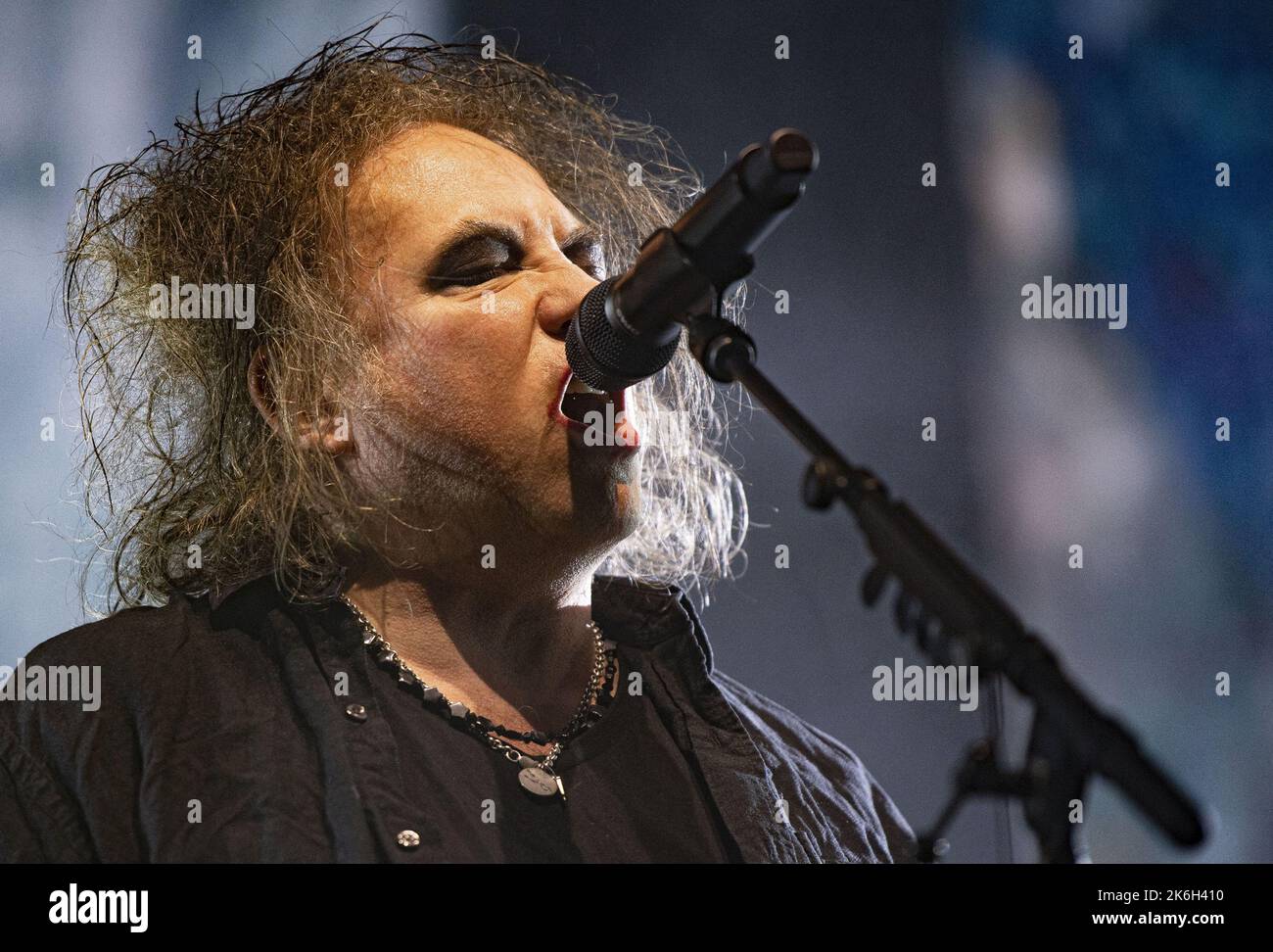 Robert Smith in The Cure at Avicii Arena, Stockholm, Sweden, 10 October ...