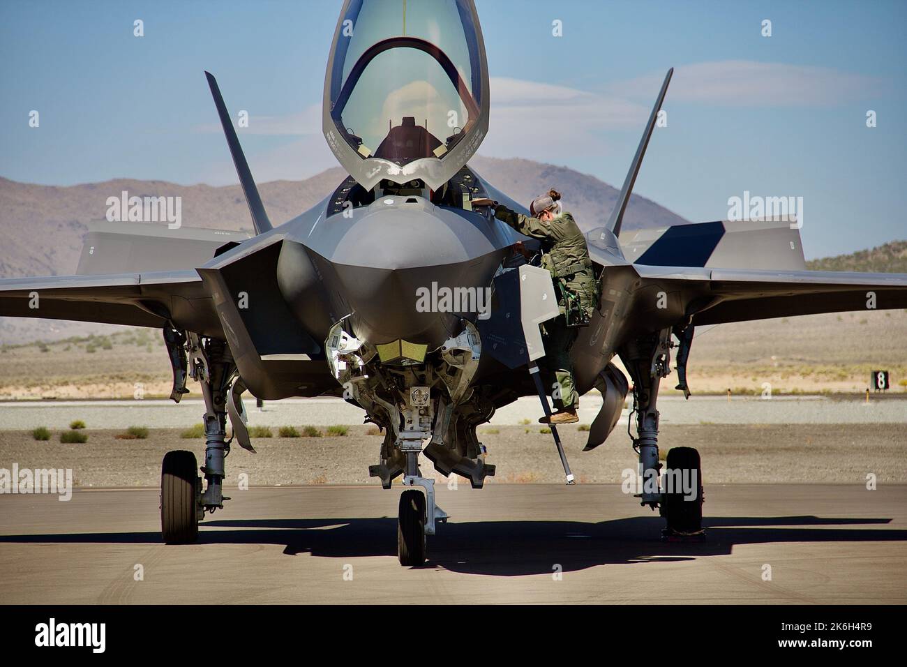 F35 lighting hi-res stock photography and images - Alamy