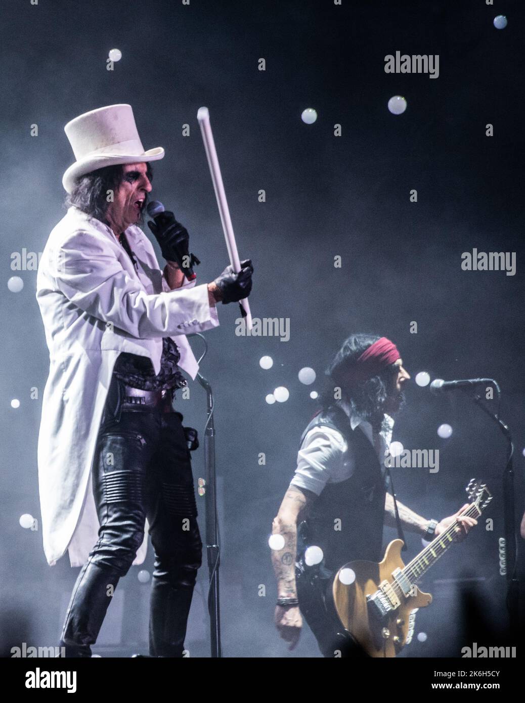 Alice Cooper, live concert Stock Photo - Alamy