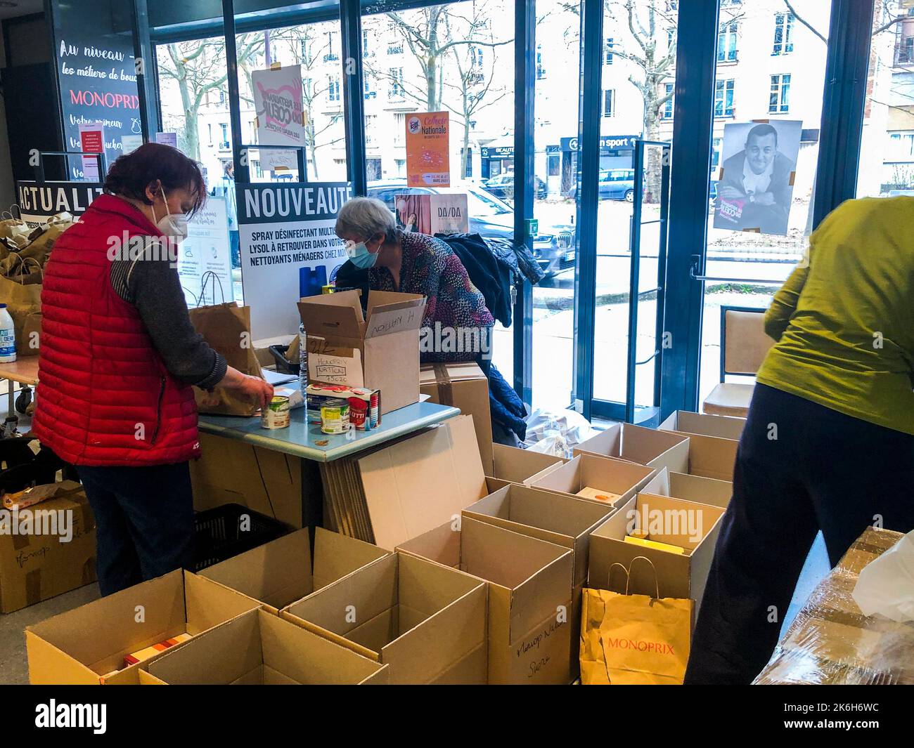 Poverty france hi-res stock photography and images - Alamy