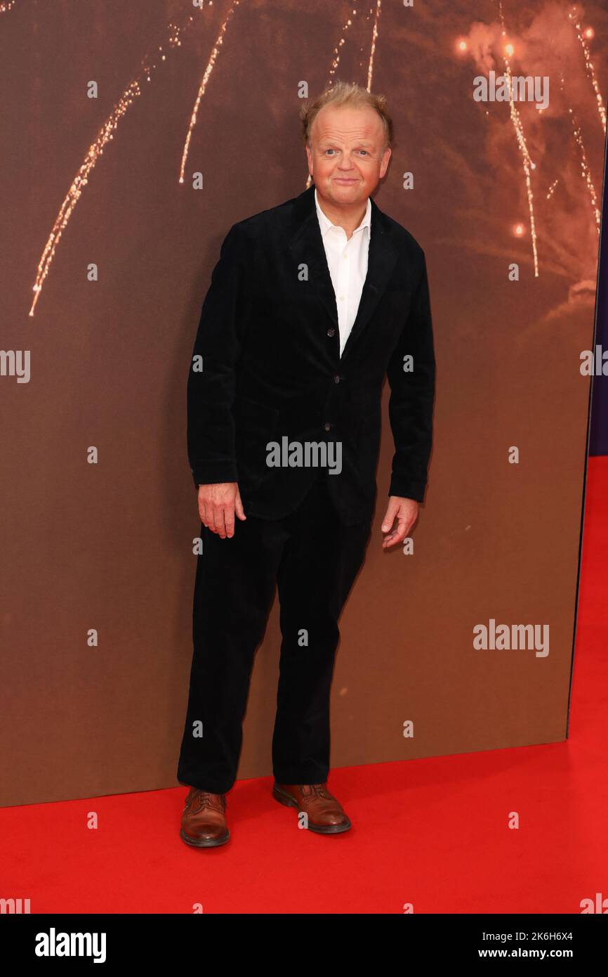 Toby Jones attends film premiere of 'Empire of Light' during the 2022 ...