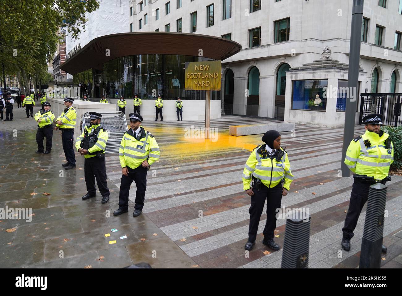 Police officers surround protester hi-res stock photography and images ...