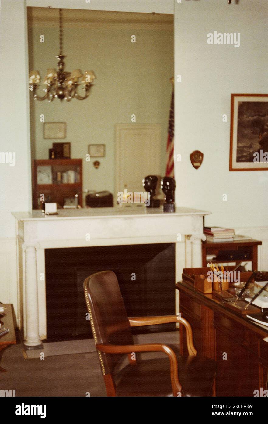 1975 marseille hi-res stock photography and images - Alamy