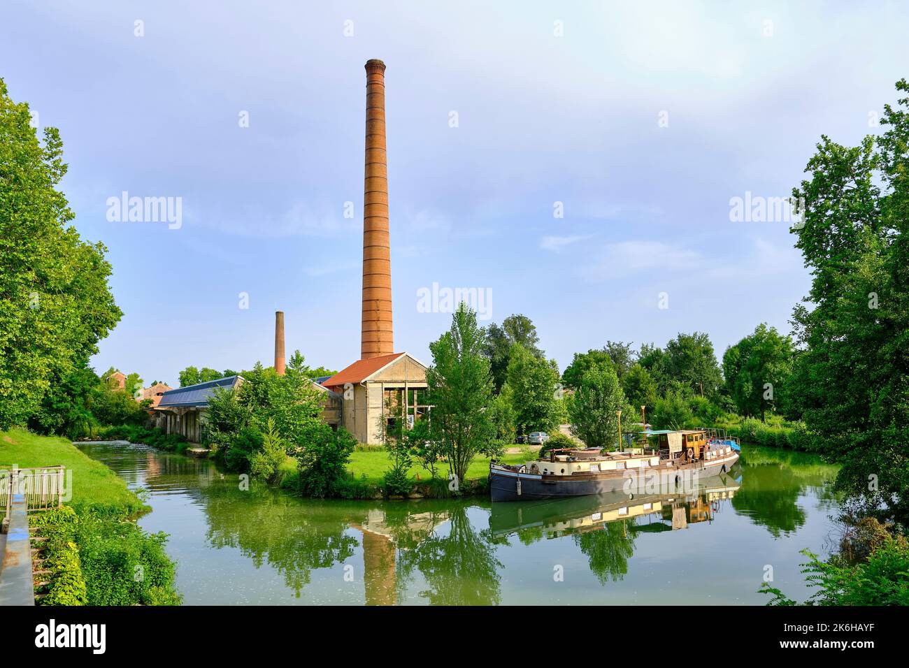 The Montech water slope with the former paper mill renovated in 2020 ...