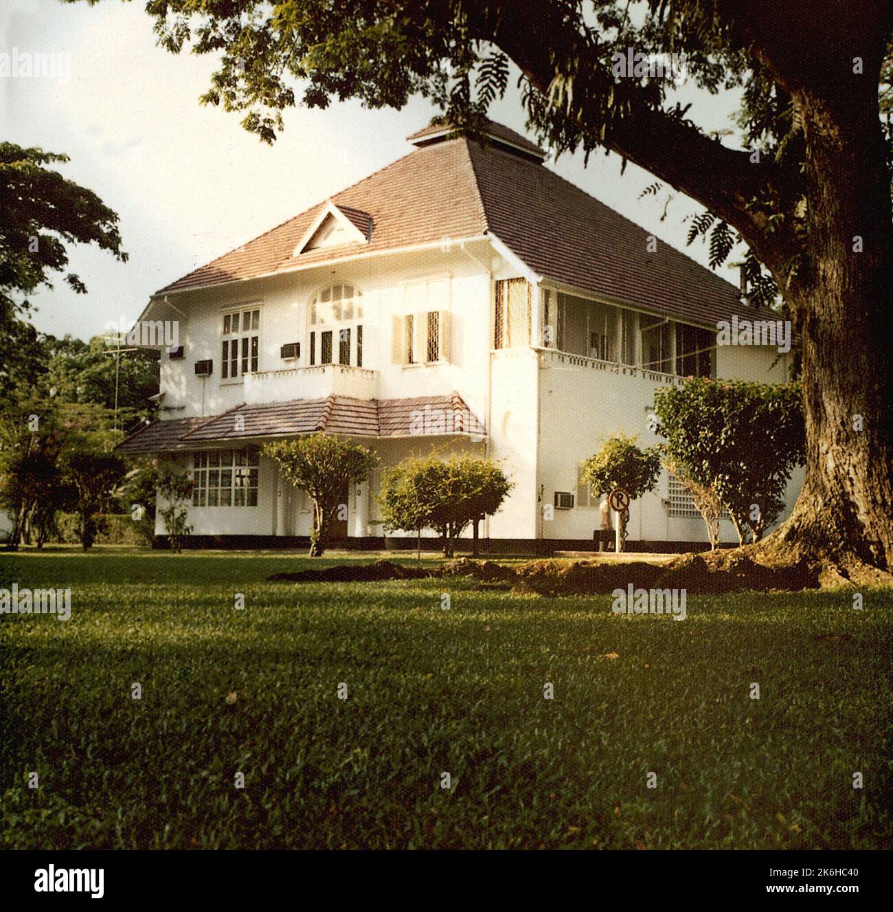 Medan - Consulate Office Building - 1975, United States photographs ...