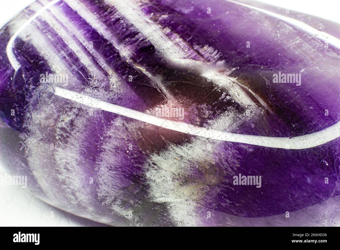 Amethyst tumbled stone hi-res stock photography and images - Alamy