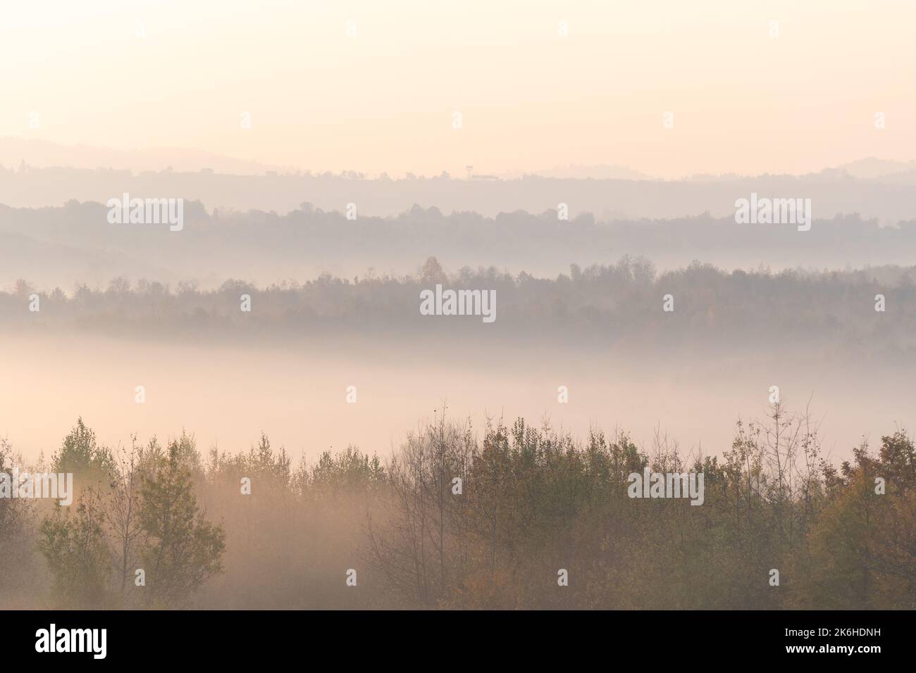 Layers of fog hi-res stock photography and images - Alamy