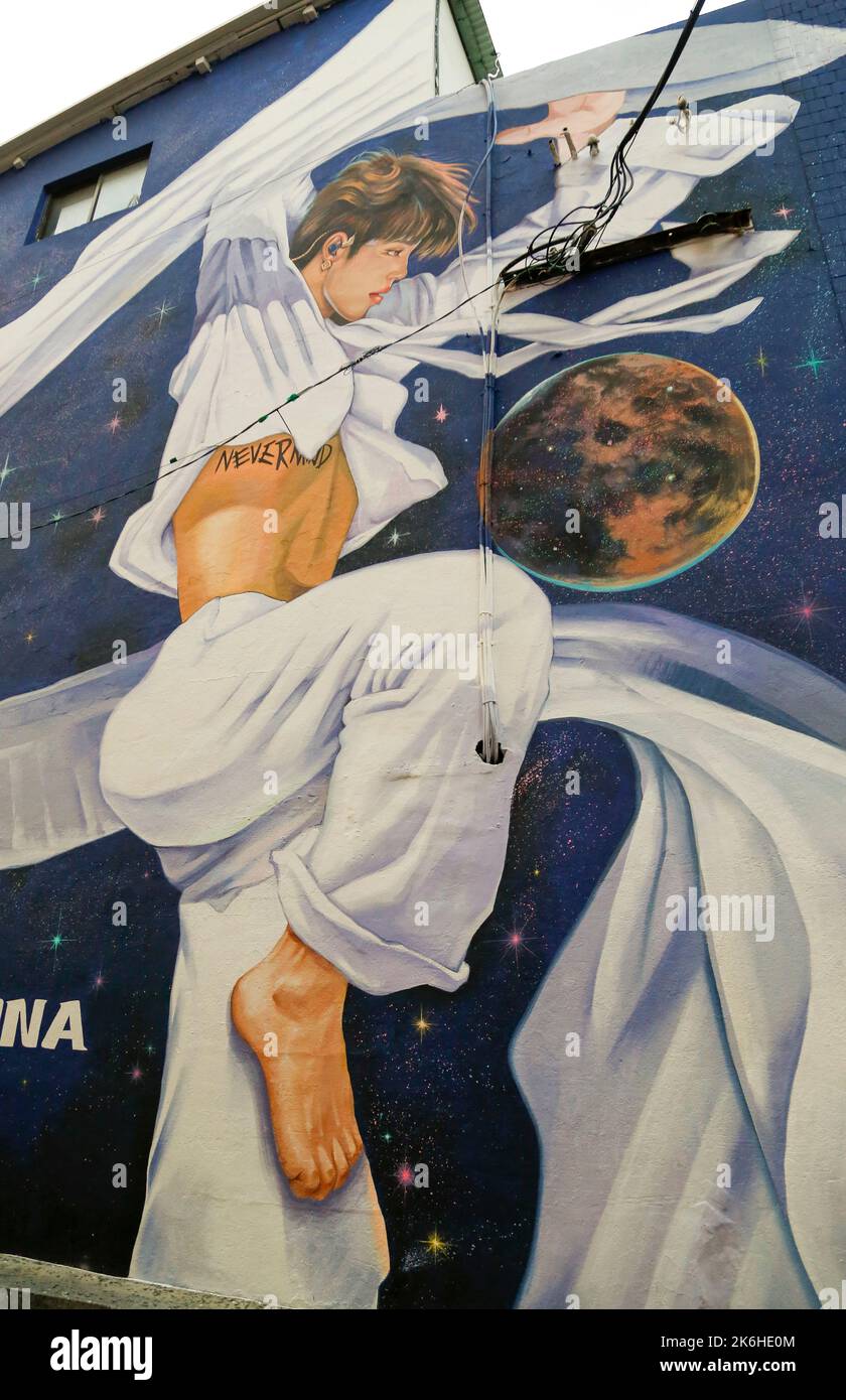BTS Jimin's birthday, Oct 14, 2022 : A mural of BTS Jimin dancing ...