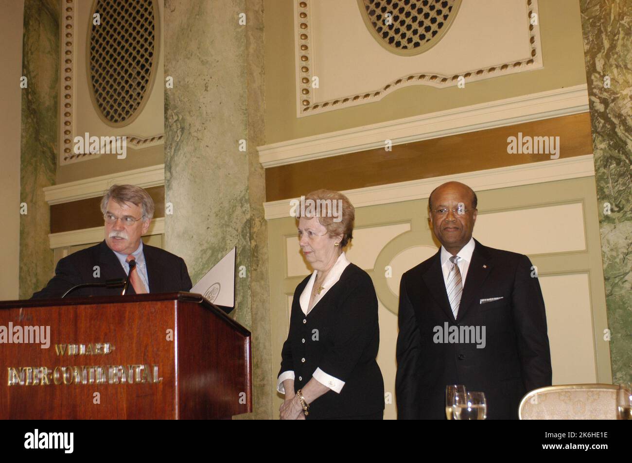 Intercontinental operations hi-res stock photography and images - Alamy