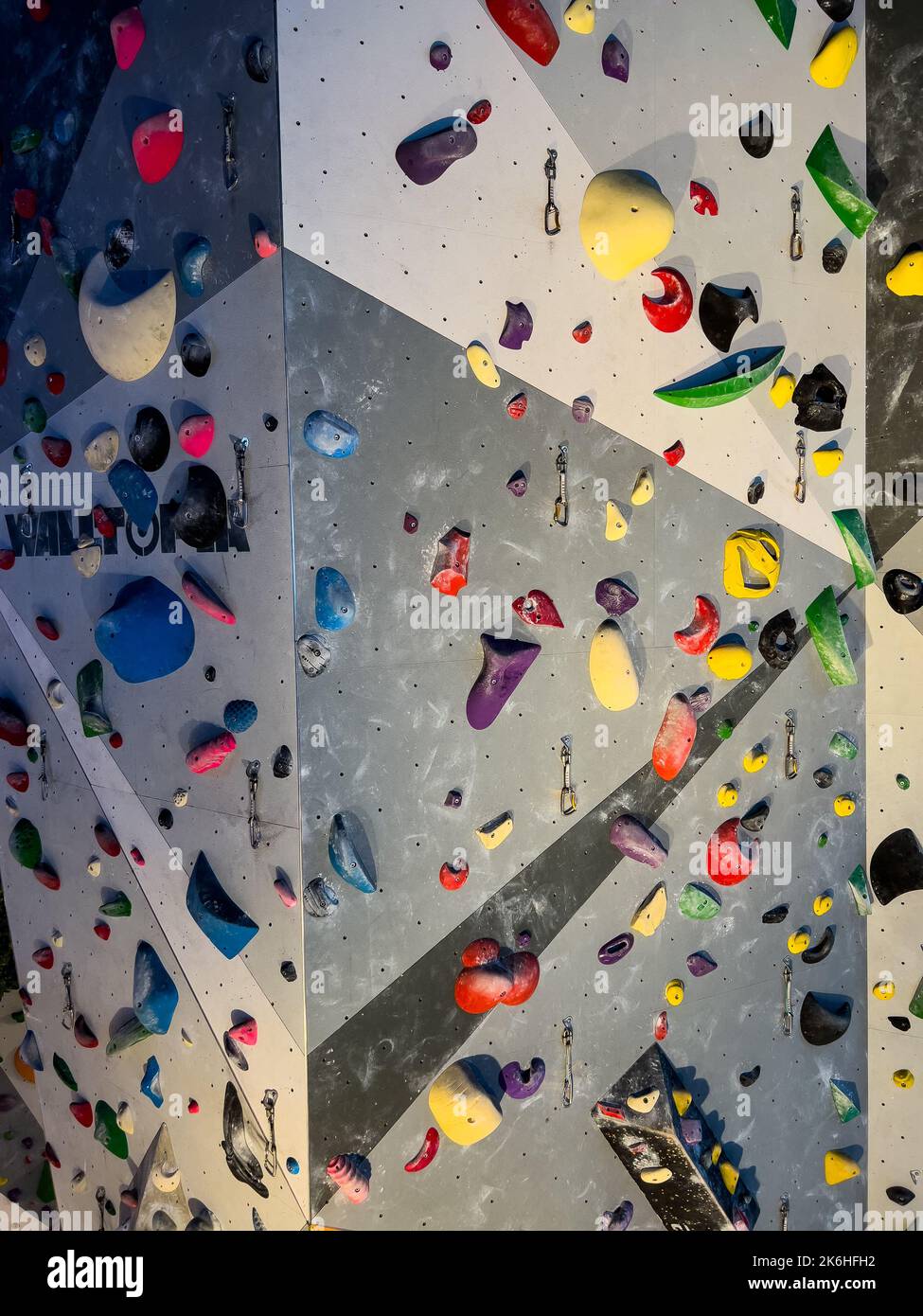 Indoor climbing facility hi-res stock photography and images - Alamy