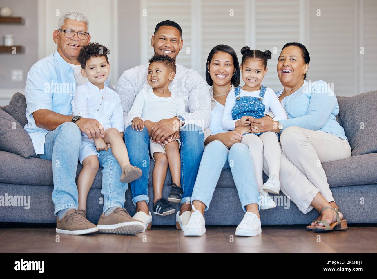 Girl family photos hi-res stock photography and images - Alamy