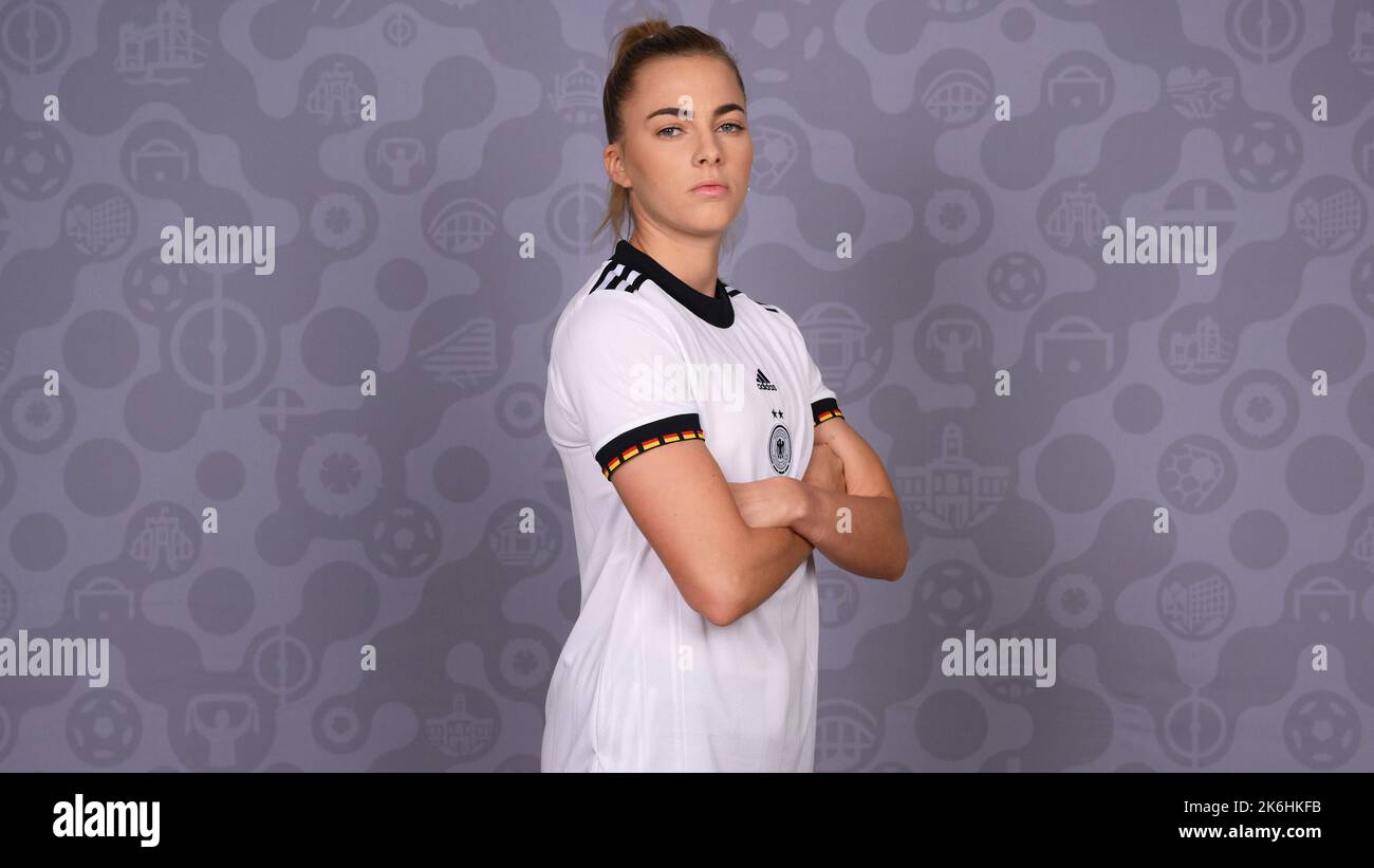 Laura freigang hi-res stock photography and images - Alamy