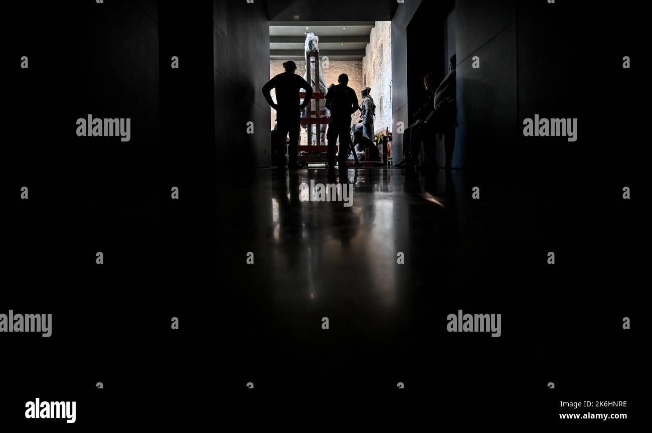 Berlin, Germany. 14th Oct, 2022. One of the Thorak horses is moved to ...