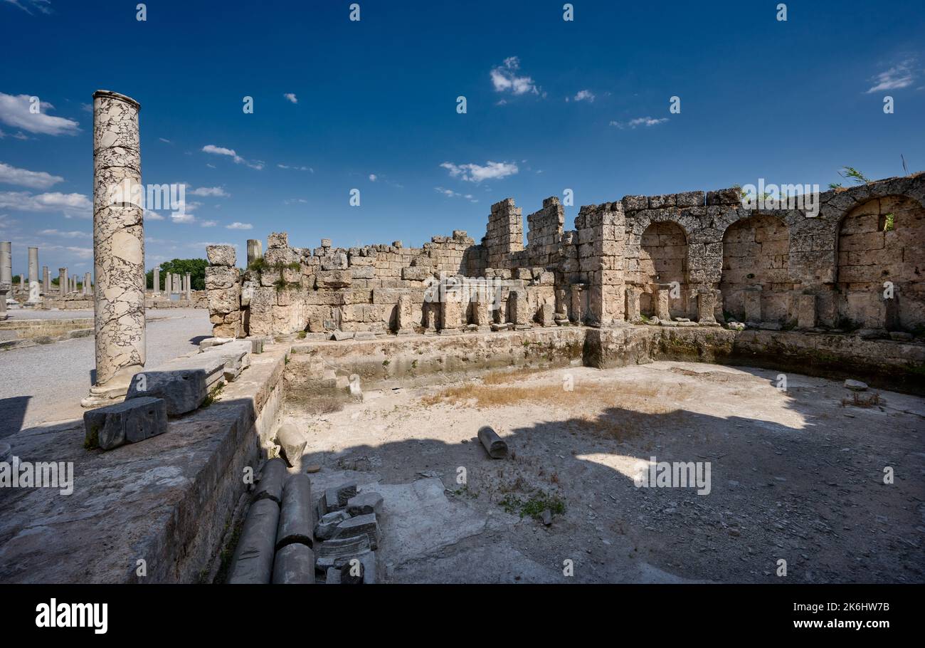 Antike therme hi-res stock photography and images - Alamy