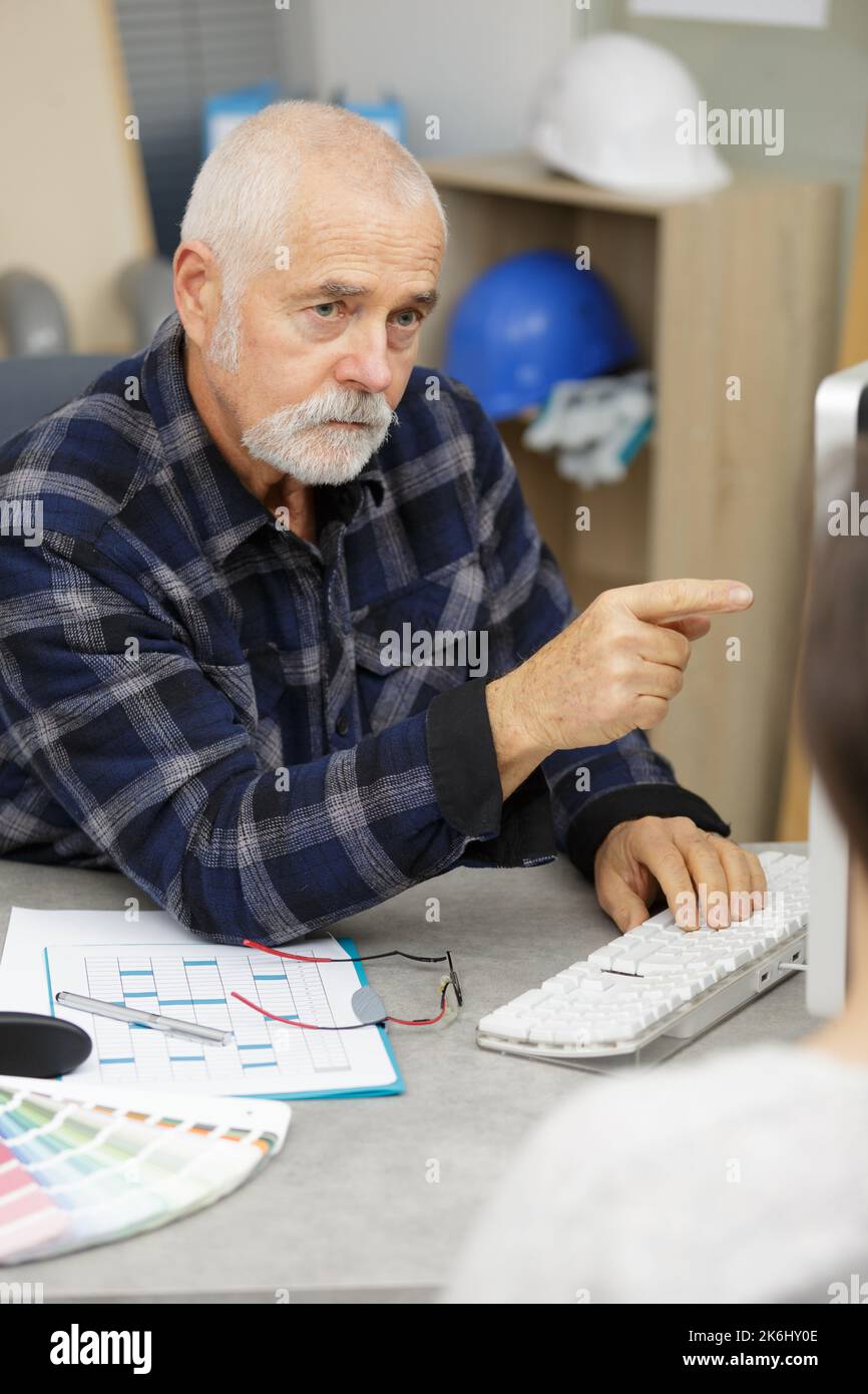 Senior archivist hi-res stock photography and images - Alamy