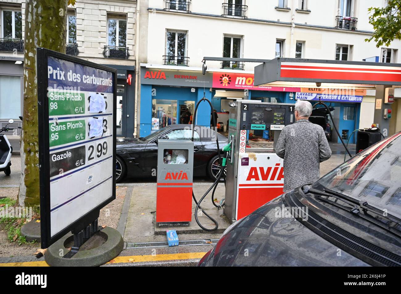 Avia gas station, the most expensive in France with a price of 2.99 ...