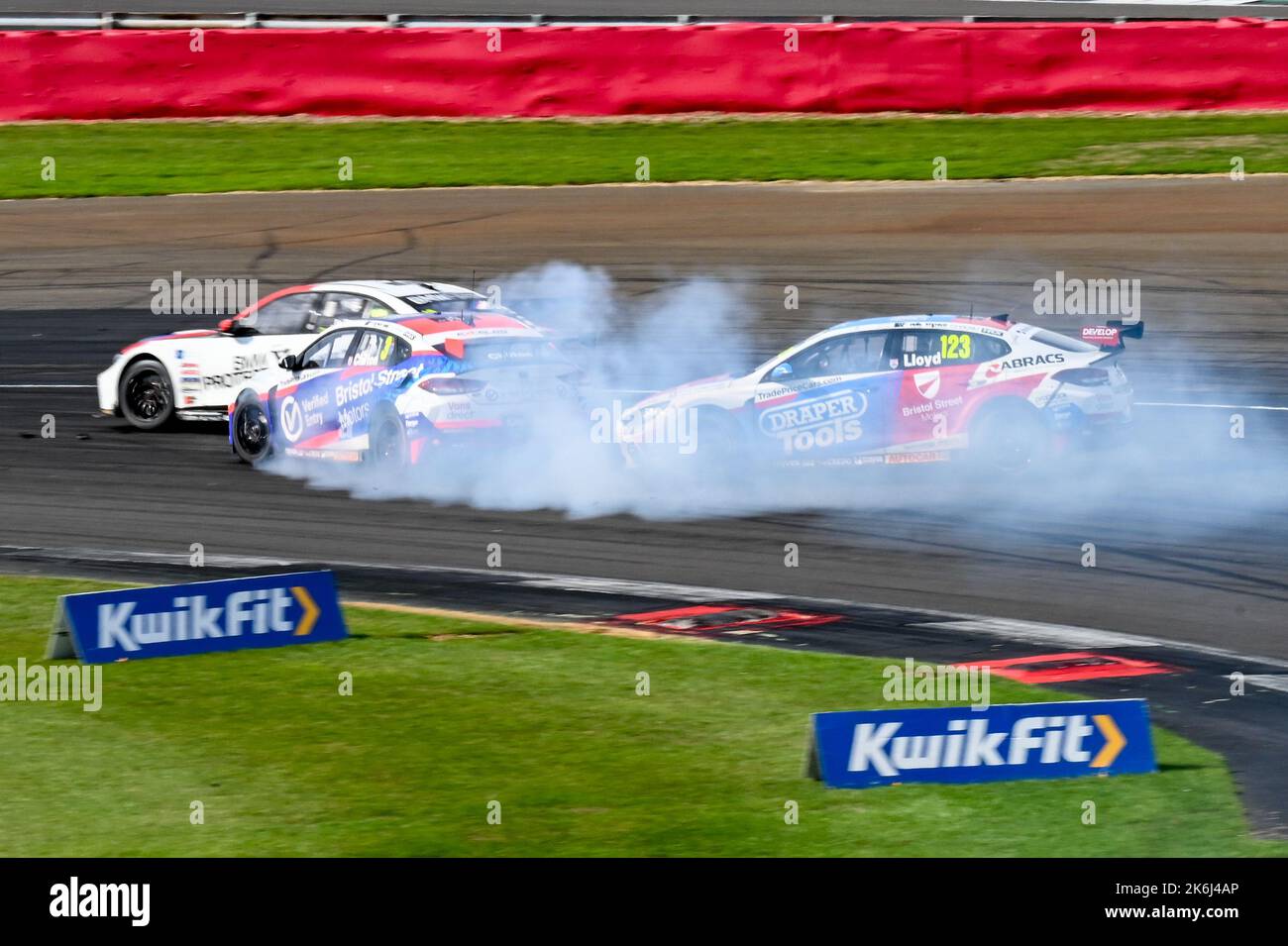 Tom chiltern hi-res stock photography and images - Alamy