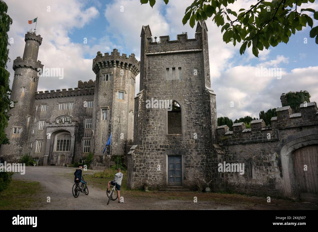 Irish gothic architecture hi-res stock photography and images - Alamy