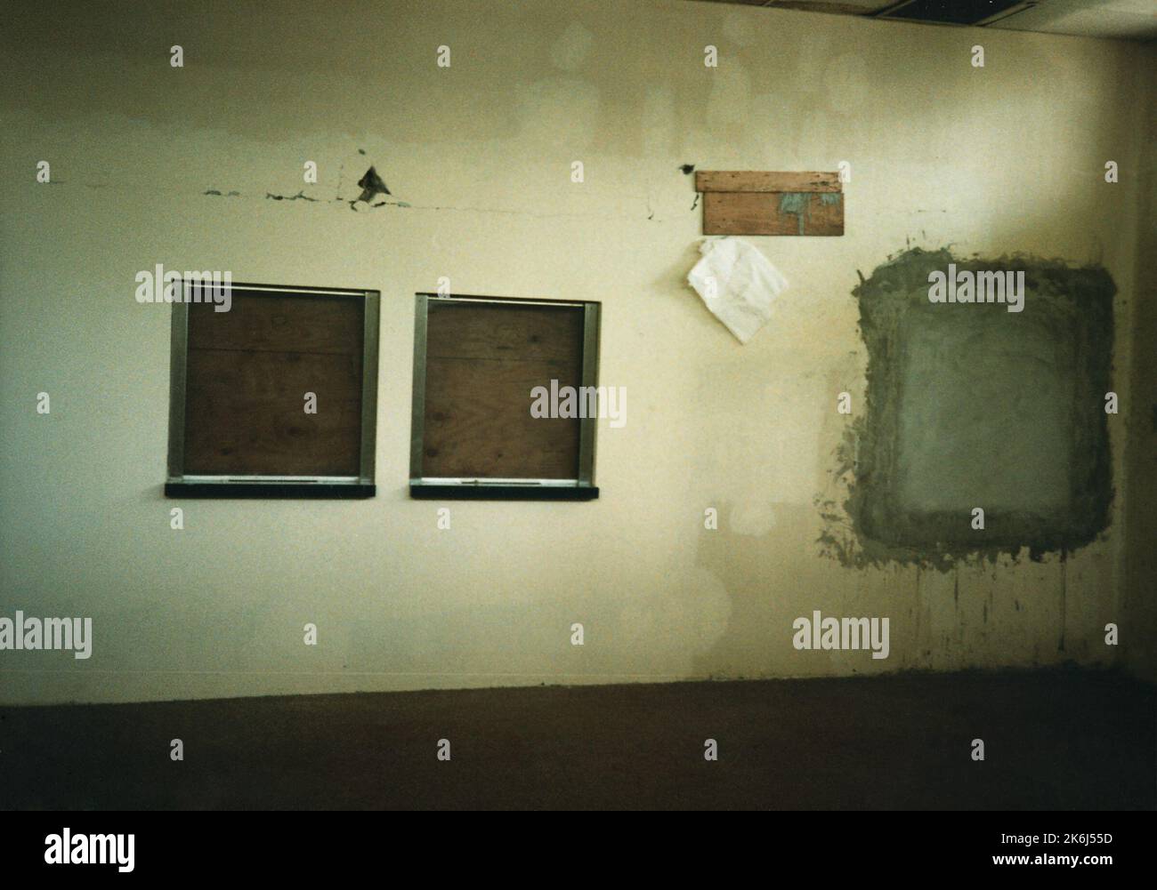 Guayaquil - Consulate Office Building - 1989, United States photographs ...