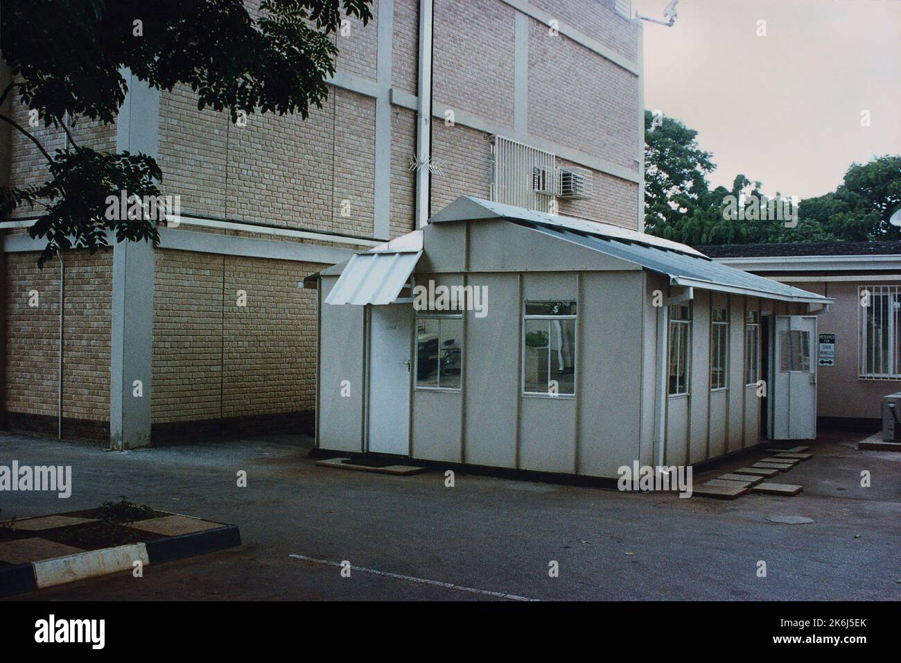 Harare - Chancery Office Building - 1992, United States photographs ...