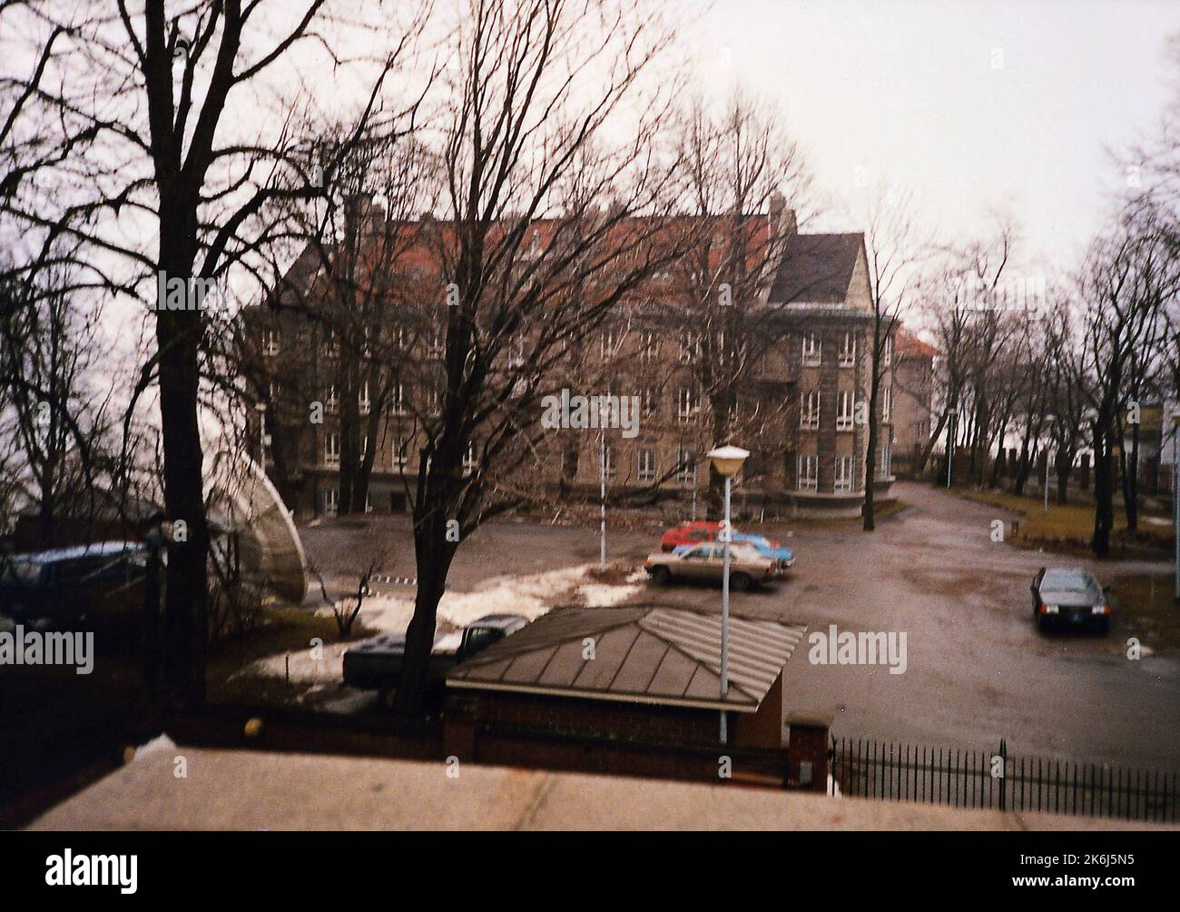 Helsinki - Annex Office Building - 1992, United States photographs ...