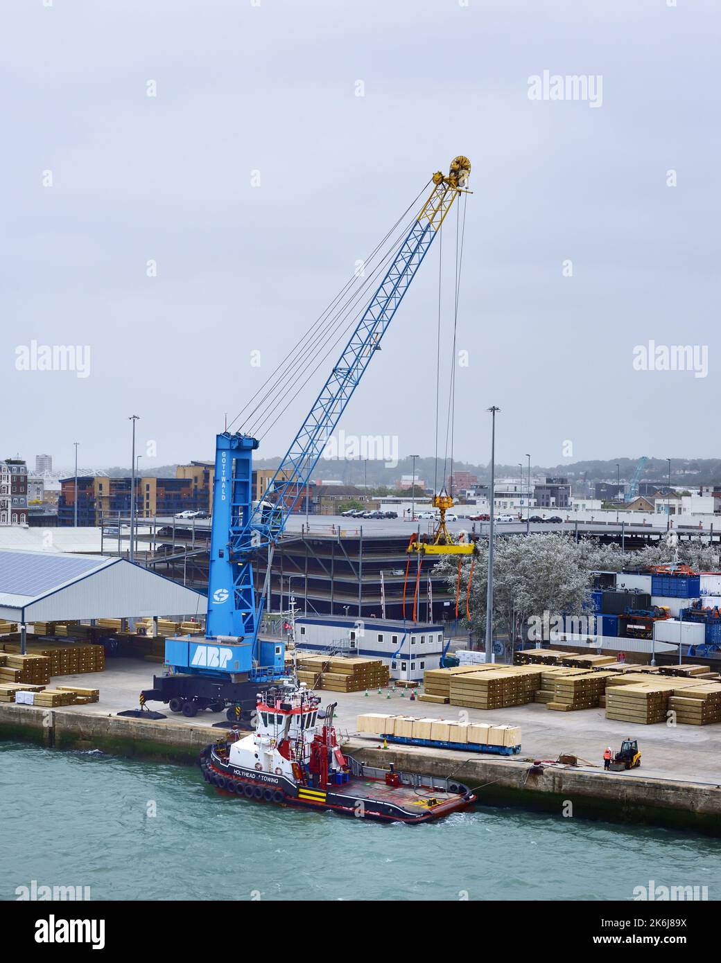 Southampton, England - 30th September 2021:Tug Afon Las -2JEM8 - and a ...