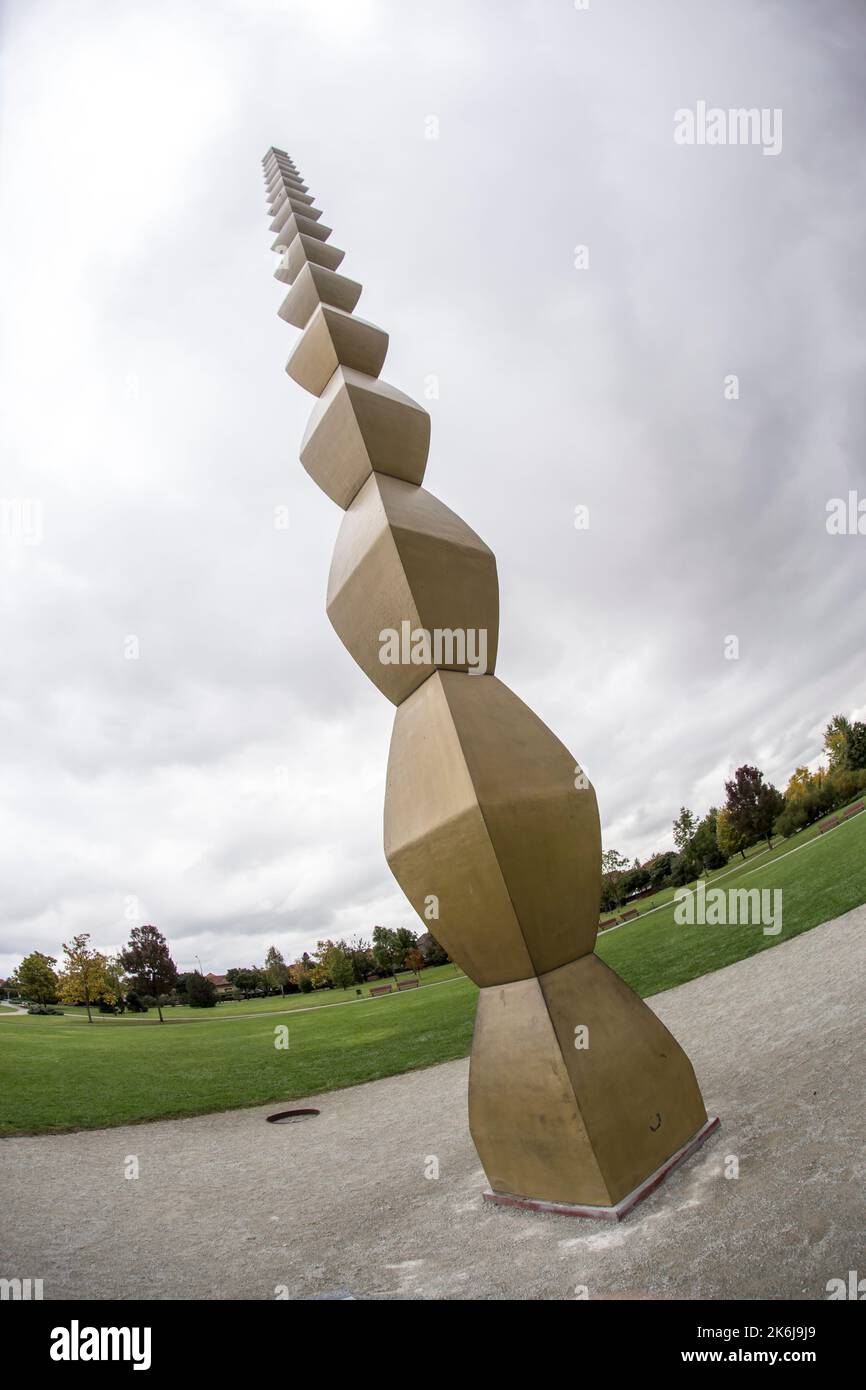 Constantin Brancusi Infinite Column in Romania – fisheye view Stock ...