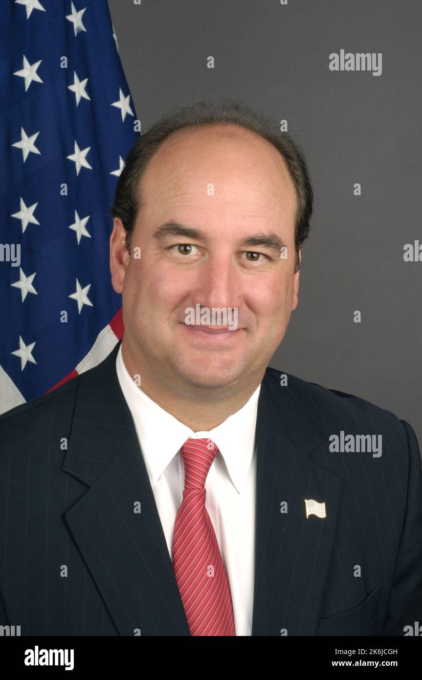 Official portrait of Skip Vallee, U.S. Ambassador designate to Slovakia ...