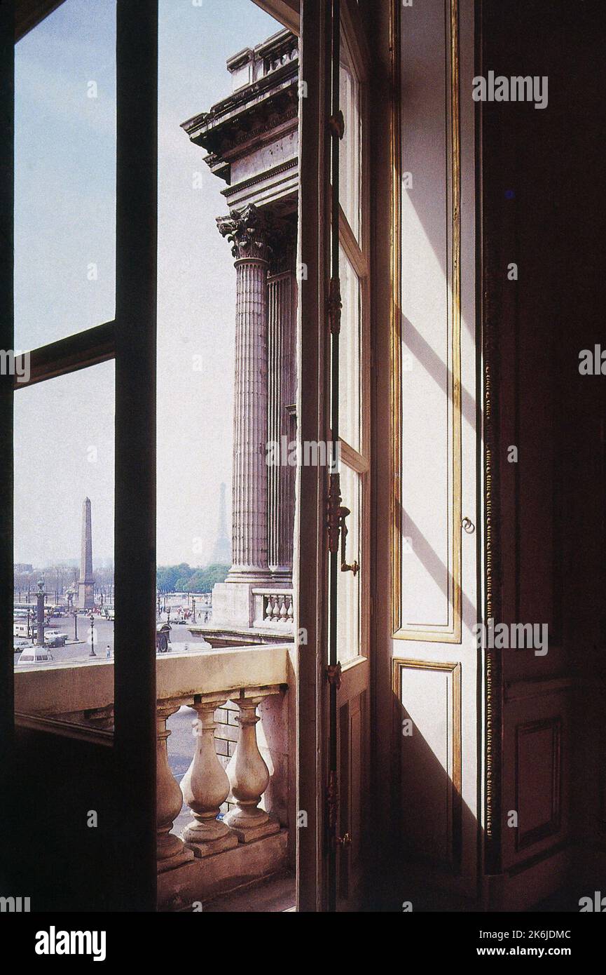 Paris - Annex Office Building - 1984, United States photographs Related ...