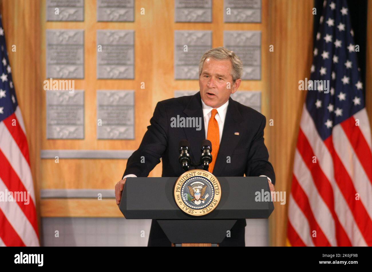 President George Bush addressing Summit of U.S. University Presidents ...