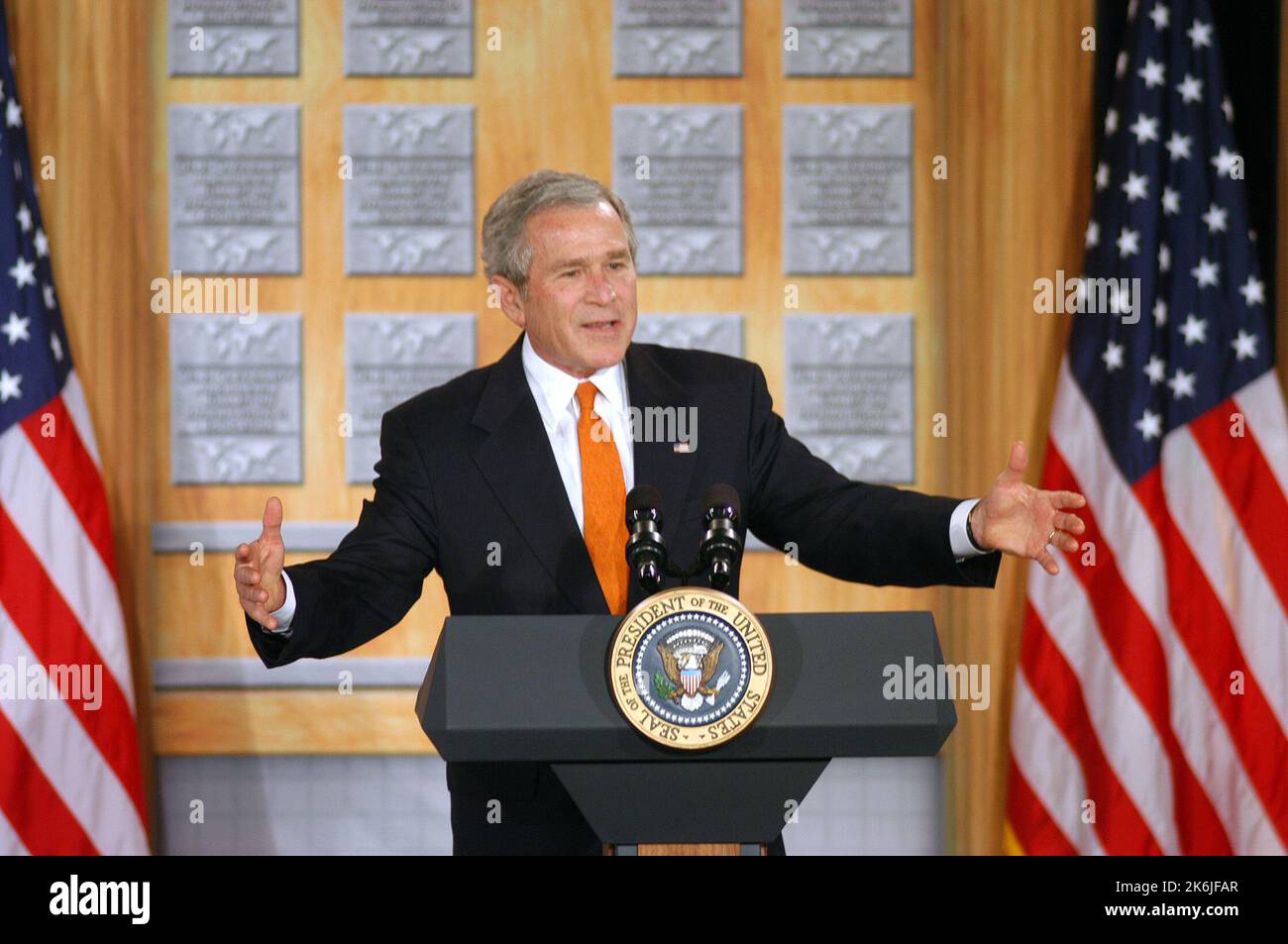 President George Bush addressing Summit of U.S. University Presidents ...