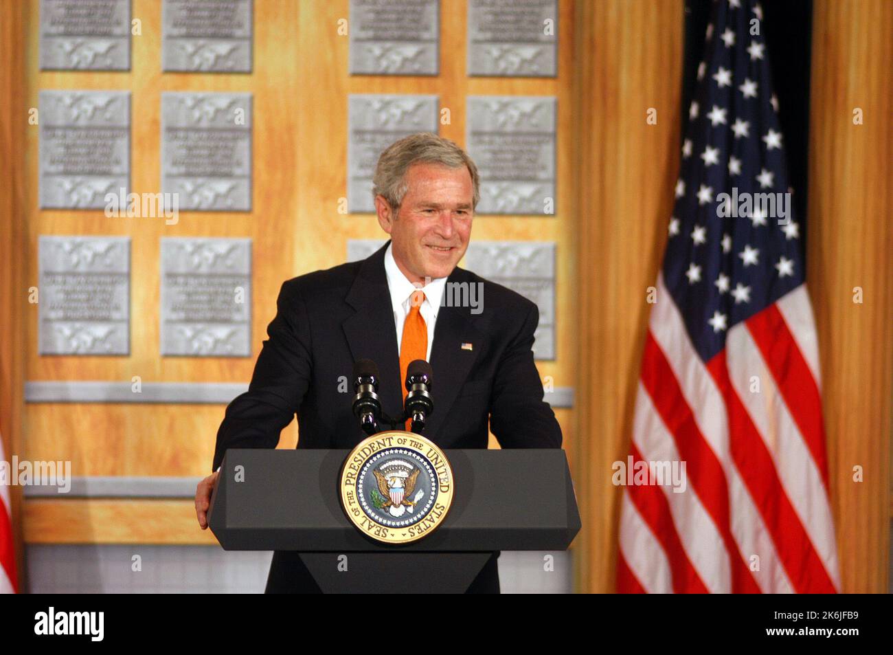 President George Bush addressing Summit of U.S. University Presidents ...