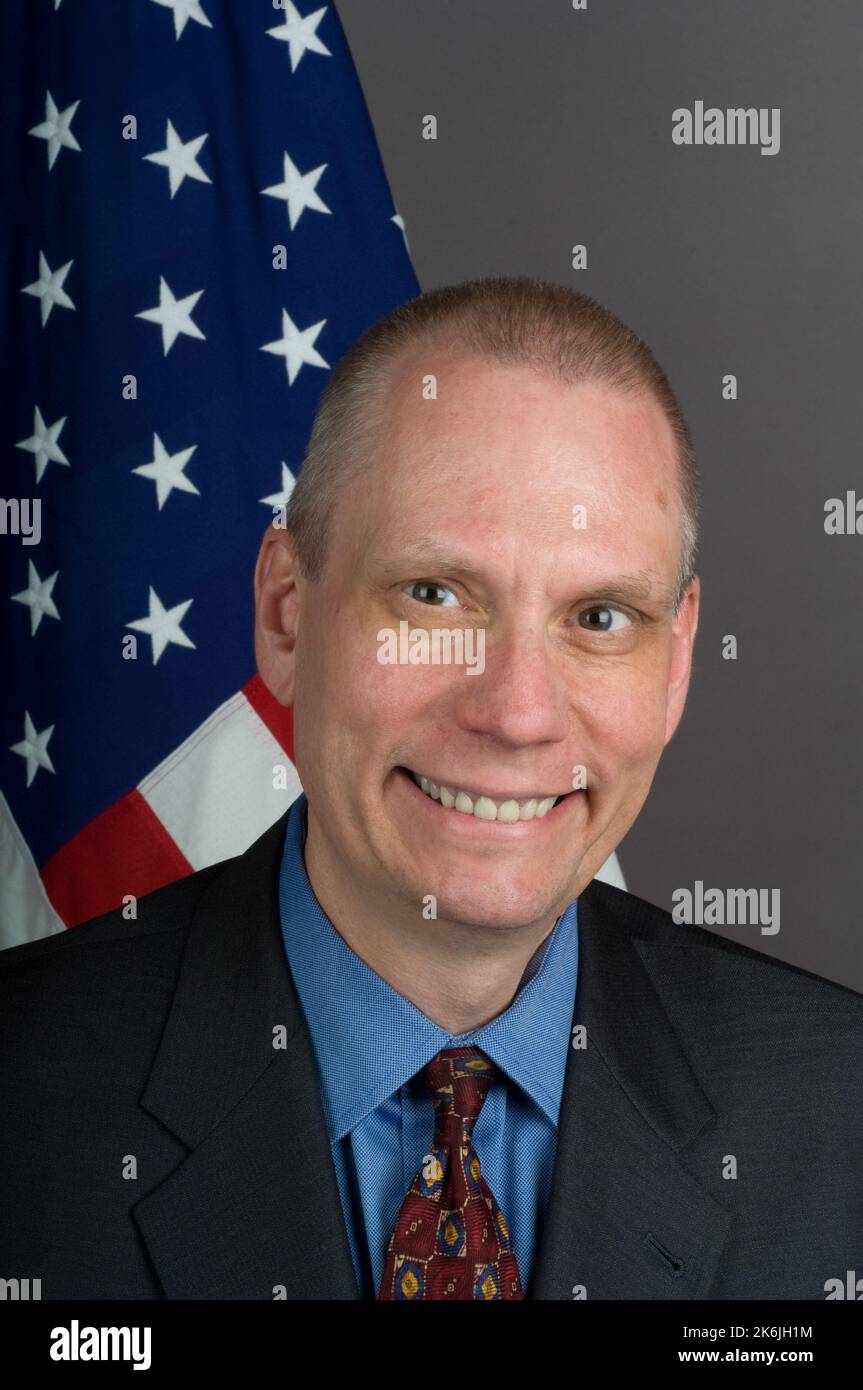 Official portrait of Stephen Mull, U.S. Ambassador to Lithuania Stock ...