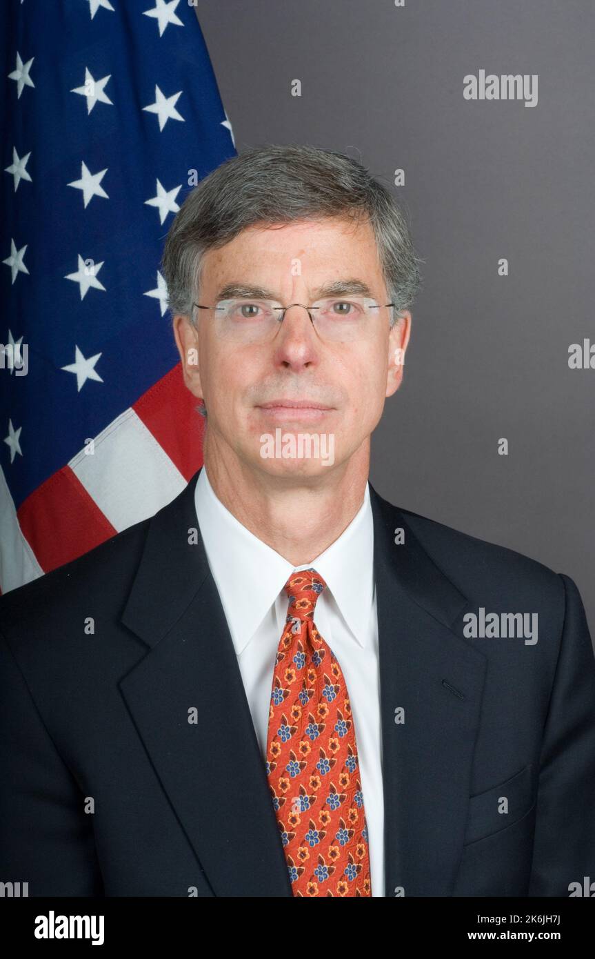 Official portrait of William Taylor, U.S. Ambassador designate to ...