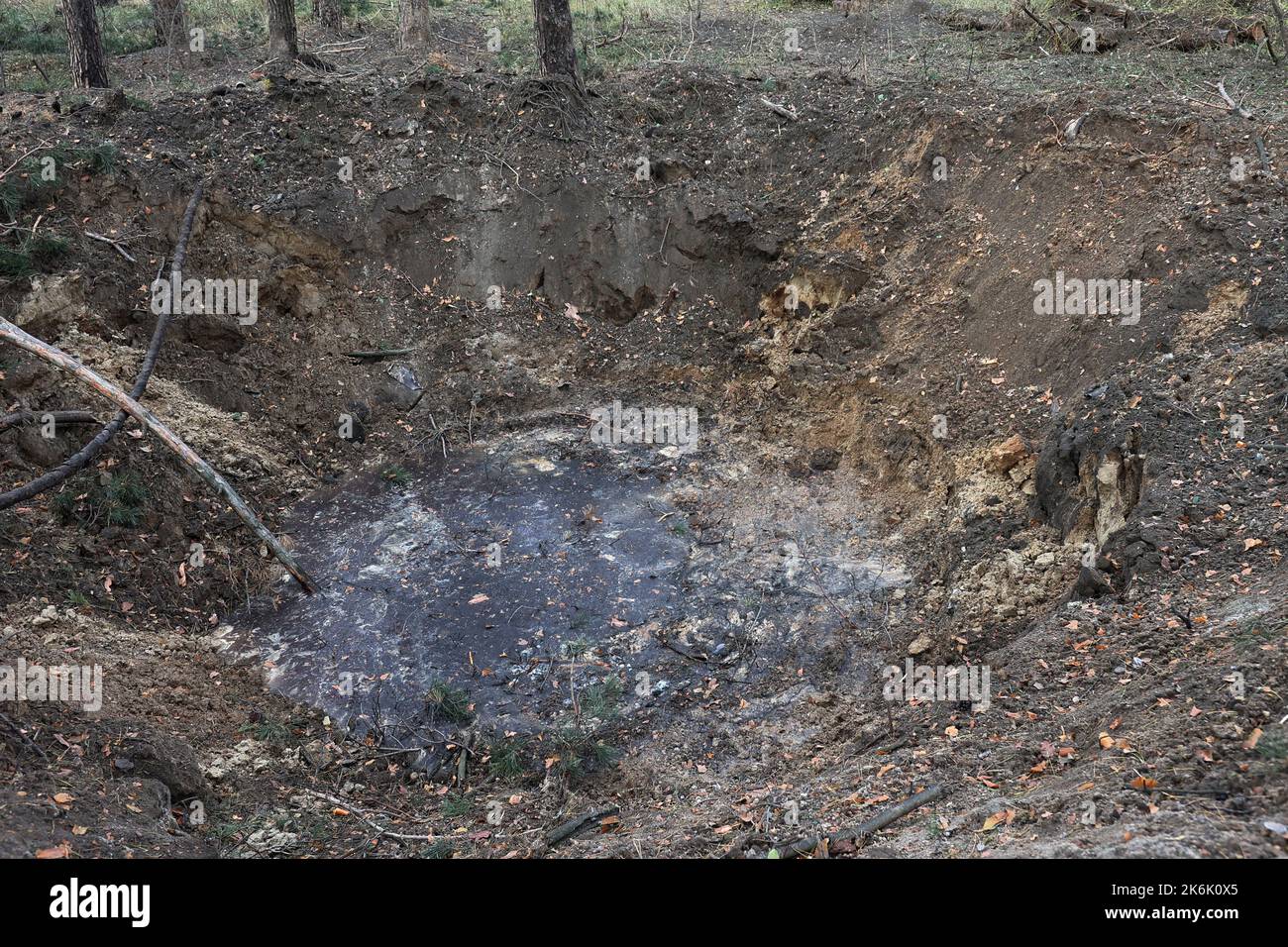Shell crater hi-res stock photography and images - Alamy