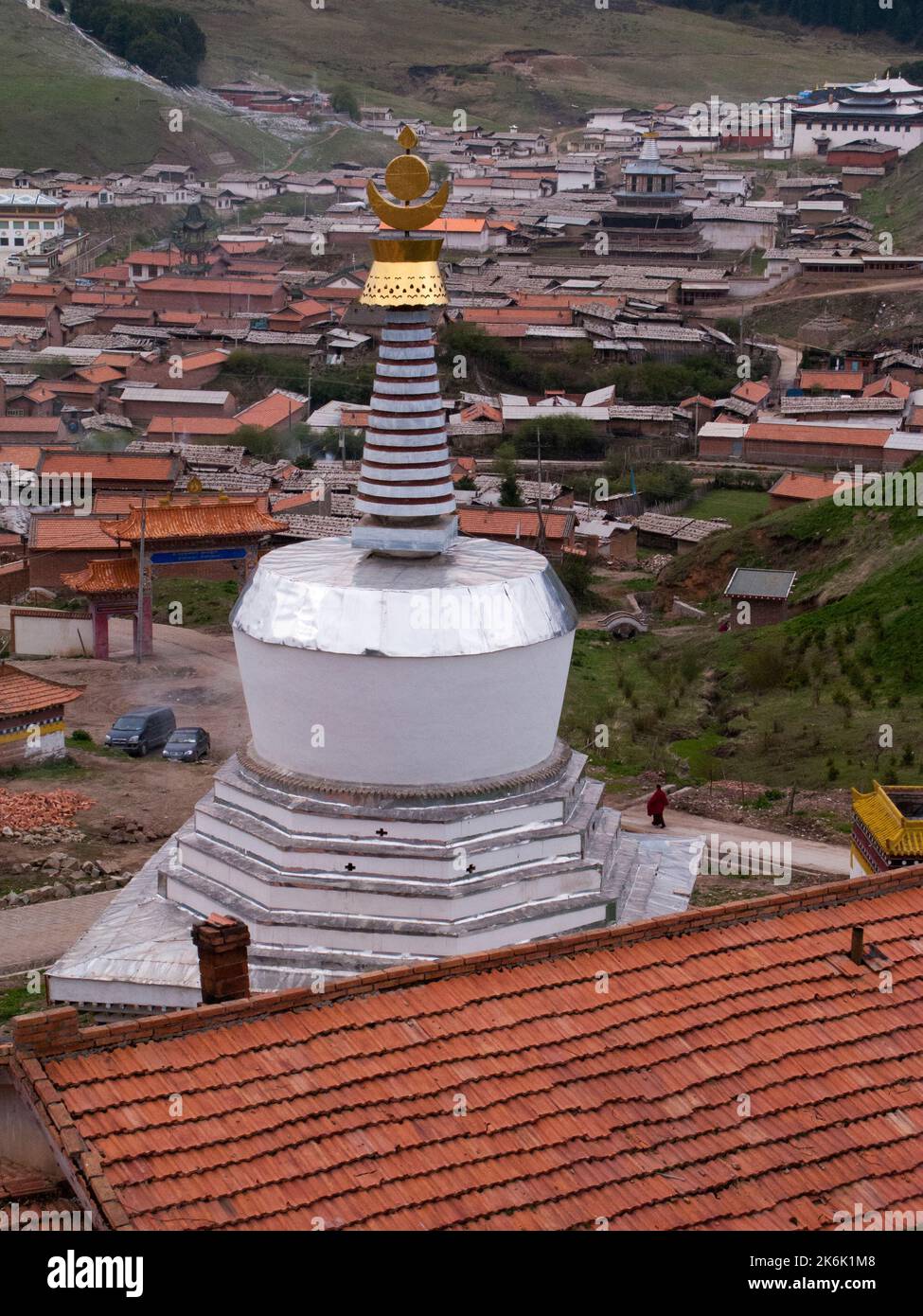 Minaret displaying the traditional classic crescent & moon symbol on a ...