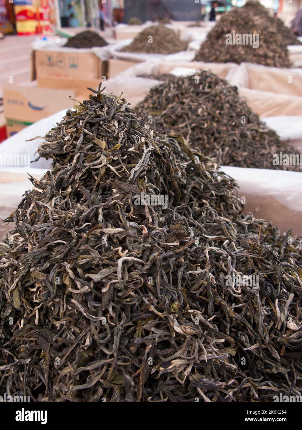 Supplier selection cut hi-res stock photography and images - Alamy