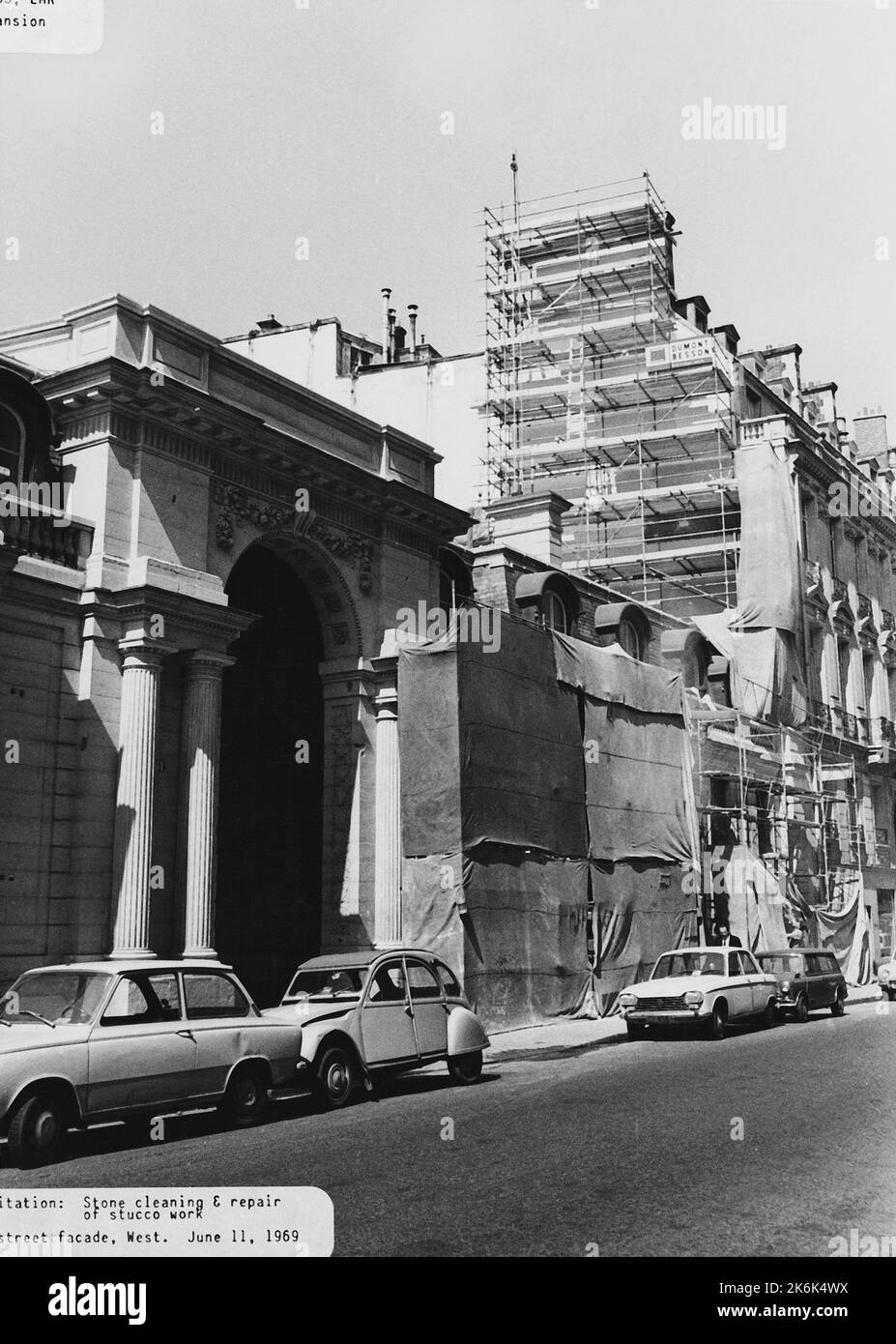 1969 paris Black and White Stock Photos & Images - Alamy