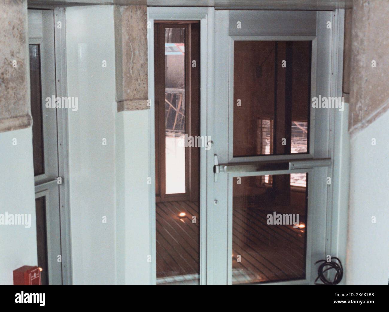 Istanbul - Consulate Office Building - 1984, United States photographs ...