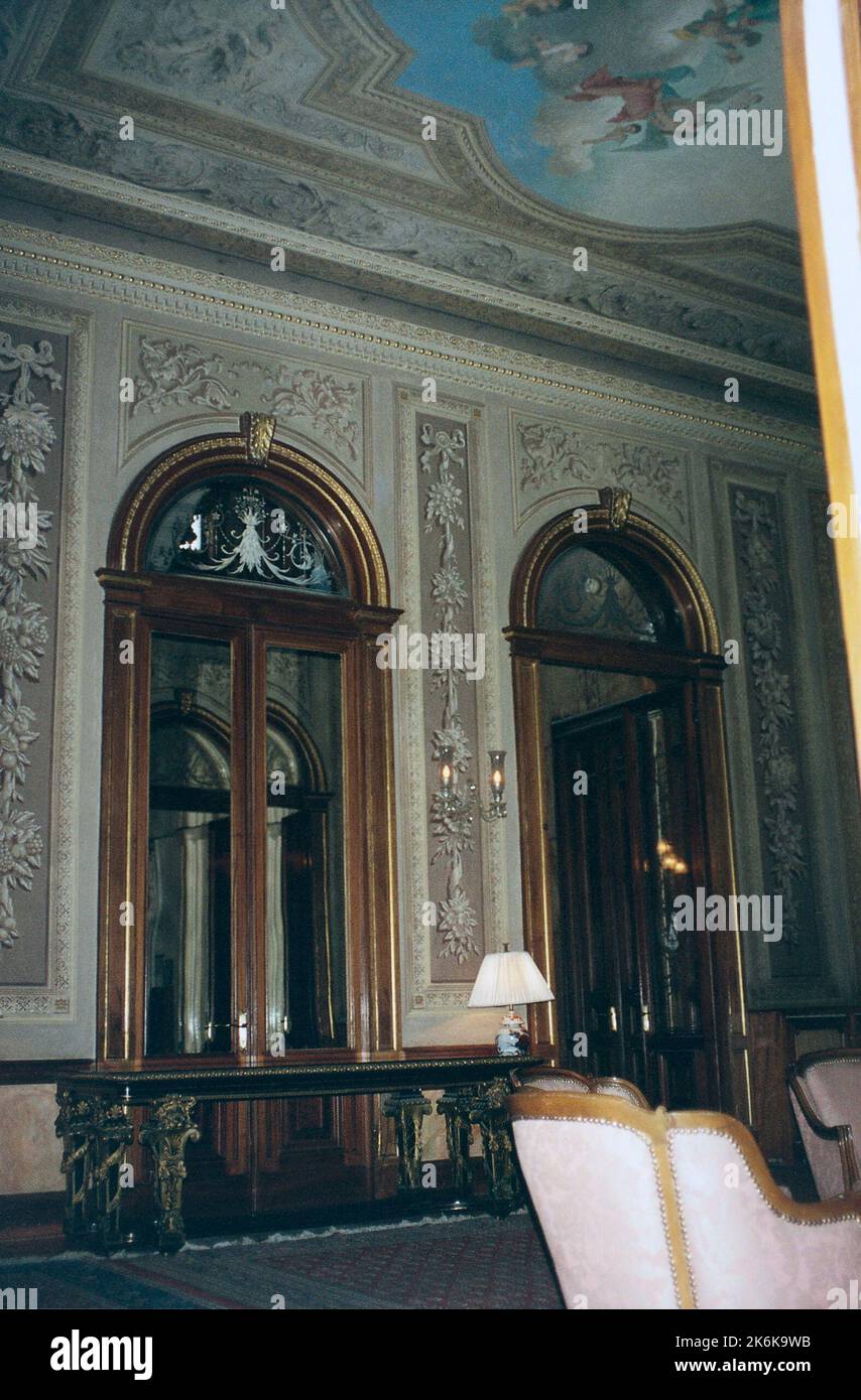 American consulate istanbul hi-res stock photography and images - Alamy