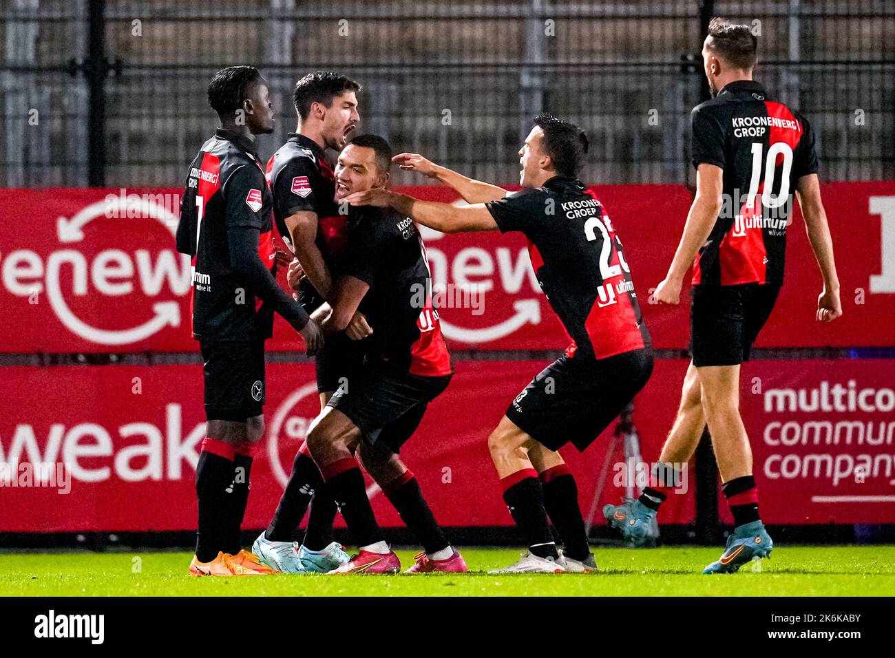 ALMERE, NETHERLANDS - OCTOBER 14: Jeredy Hilterman of Almere City FC ...