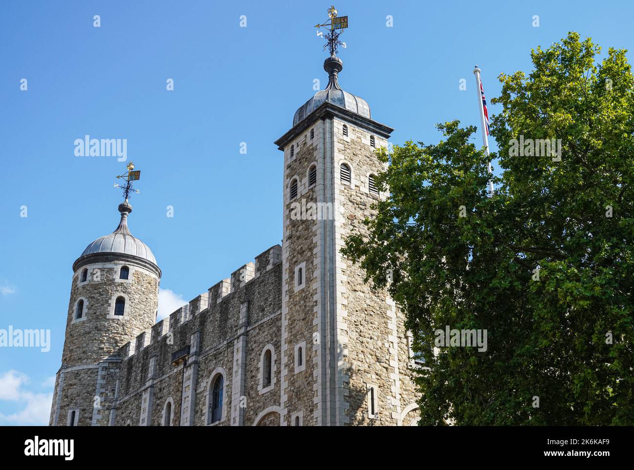 Ragstone walls hi-res stock photography and images - Alamy