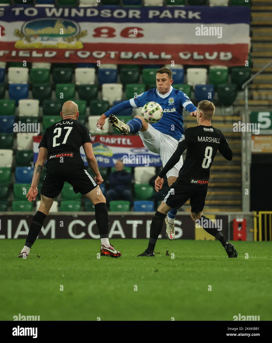 Linfield glentoran oct 2022 hi-res stock photography and images - Alamy