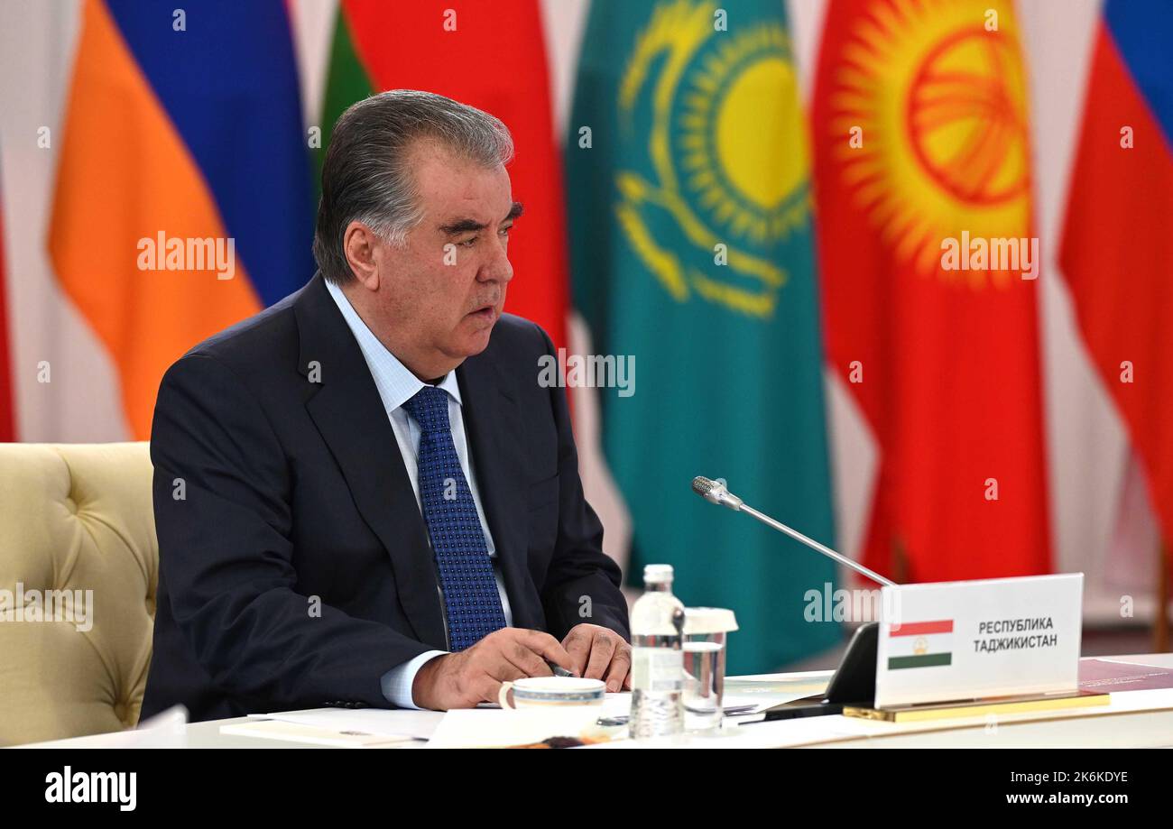 President emomali rahmon hi-res stock photography and images - Alamy